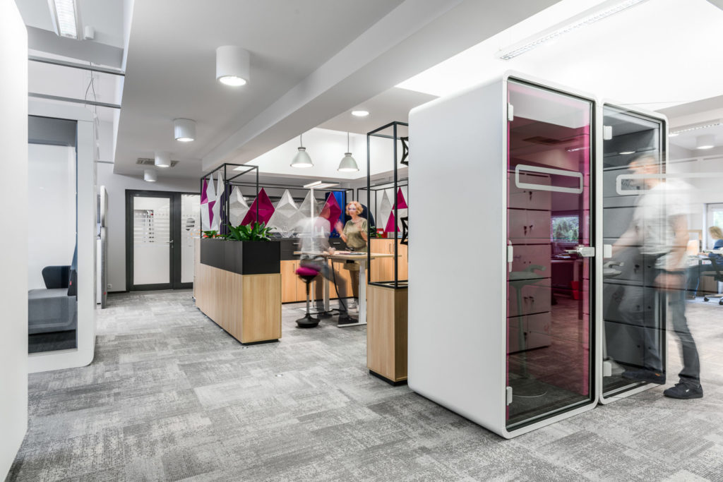 5 phone box à installer dans vos bureaux pour passer vos appels en ...